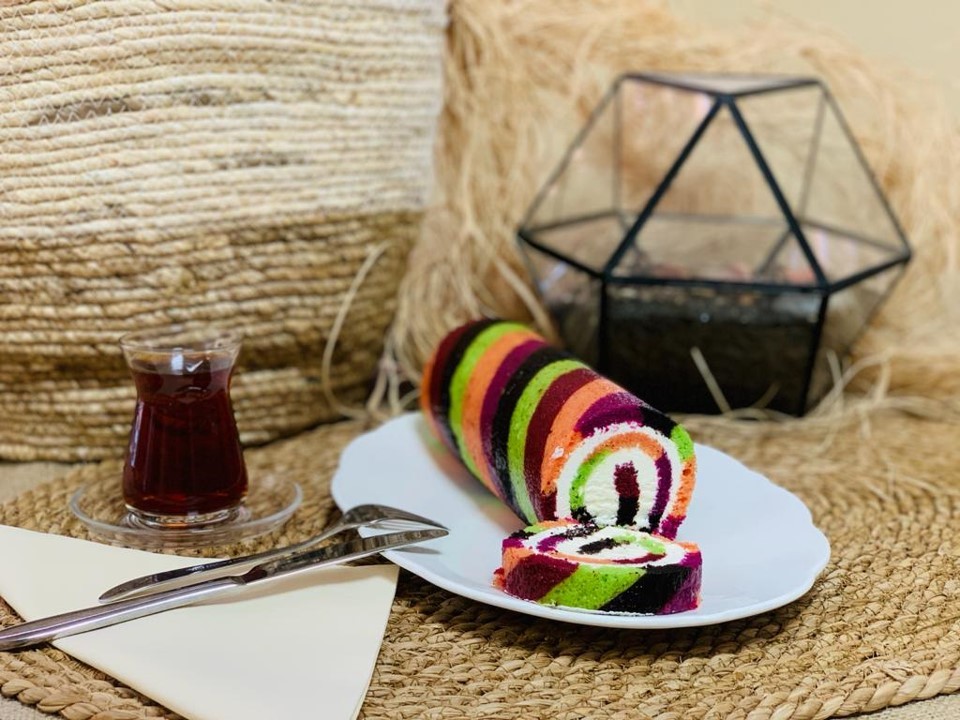 Velvet Gökkuşağı Kek - Puratos